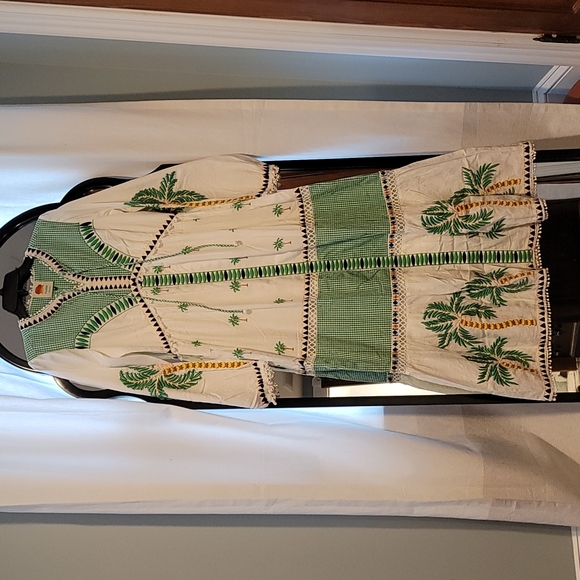 FARM Rio | Dresses | Farm Rio Palm Tree Embroidered Dress S Nwt | Poshmark